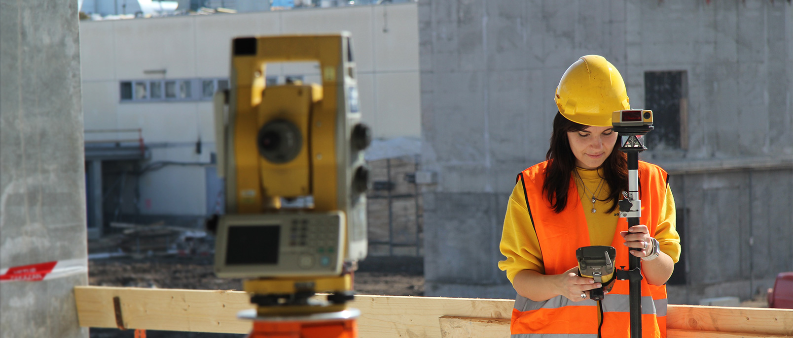 Volná pozice: GEODET pro obsluhu geodet. přístrojů - 3G Praha s.r.o.